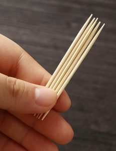 Toothpick Hack That Makes String of Hearts Trail Even Faster ...